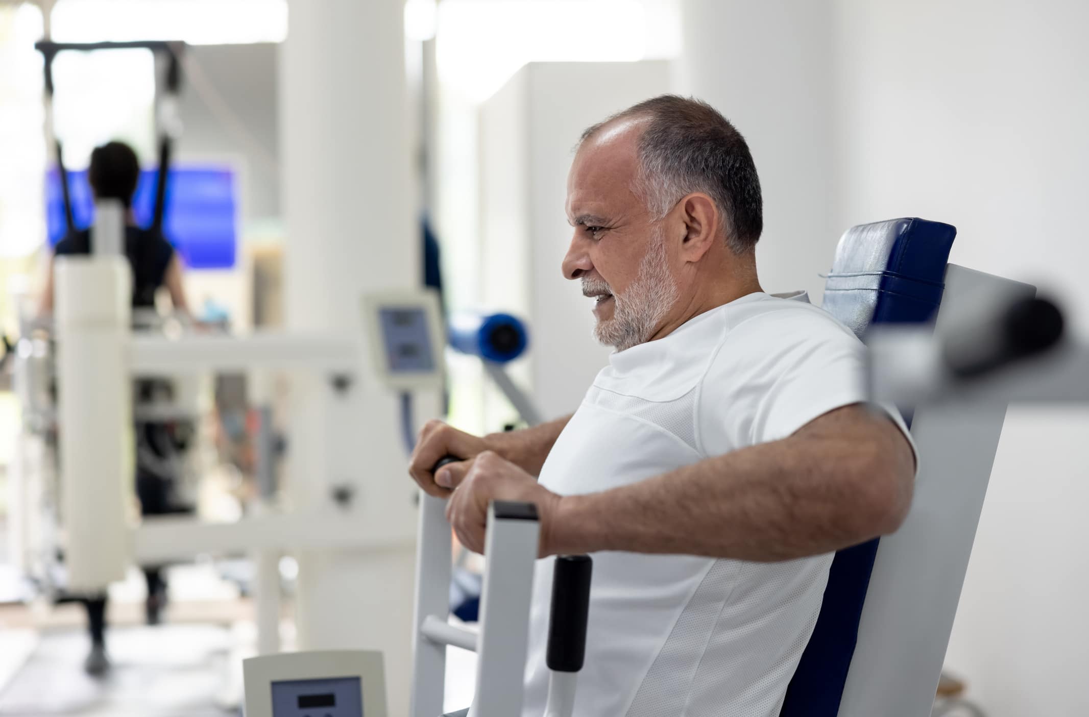 Exercise program cuts colon cancer recurrence and health care costs ...